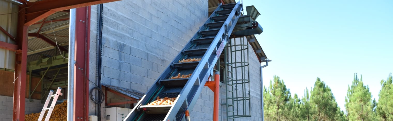 Elevator belt | Handling your bulk products at height